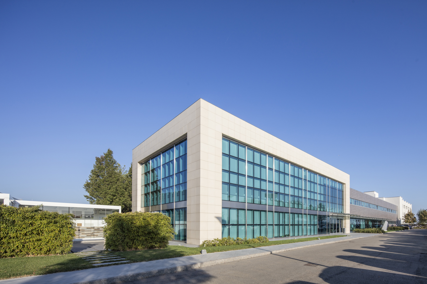 About us | Caesar Ceramics USA